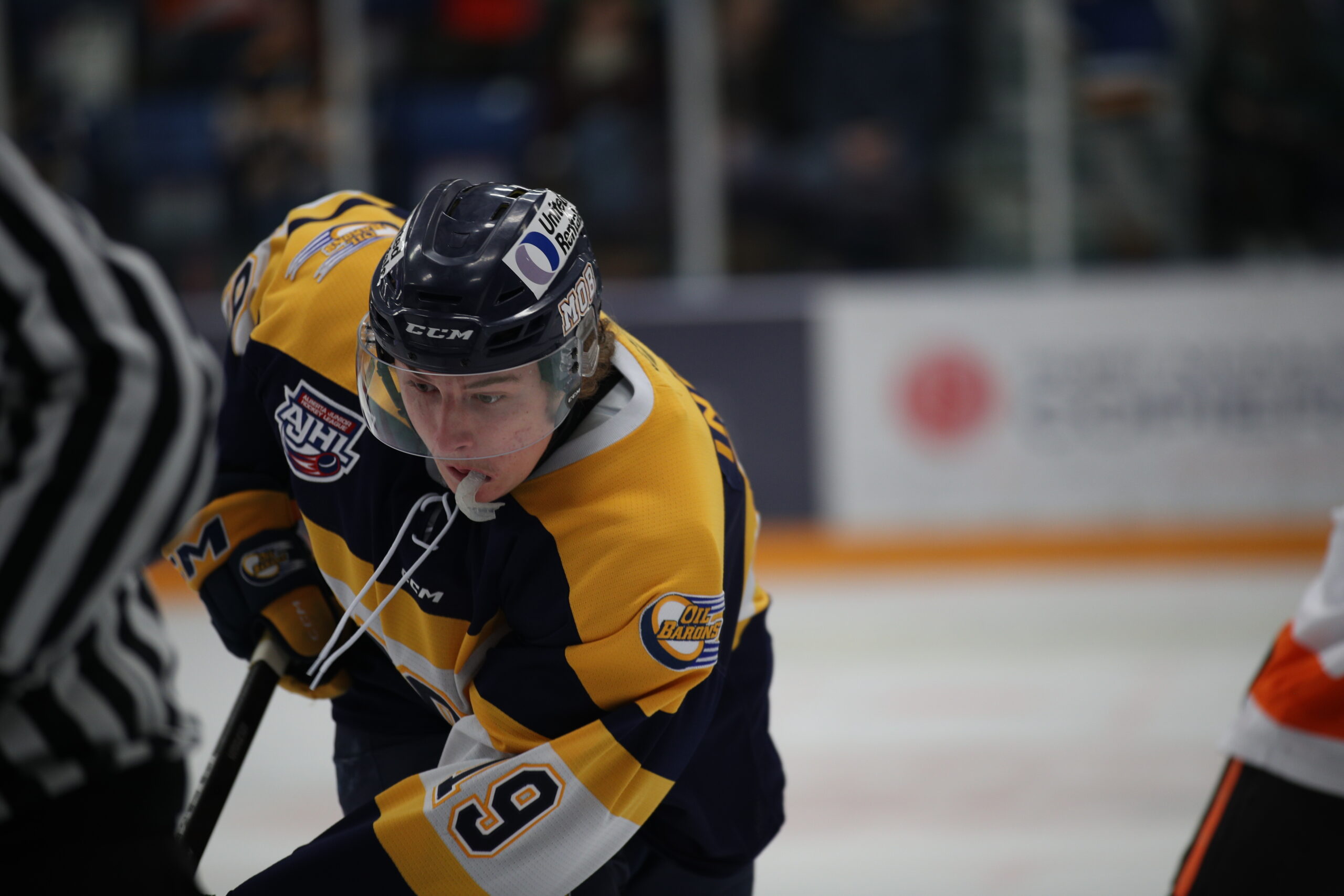 MDOG0668 | Fort McMurray Oil Barons